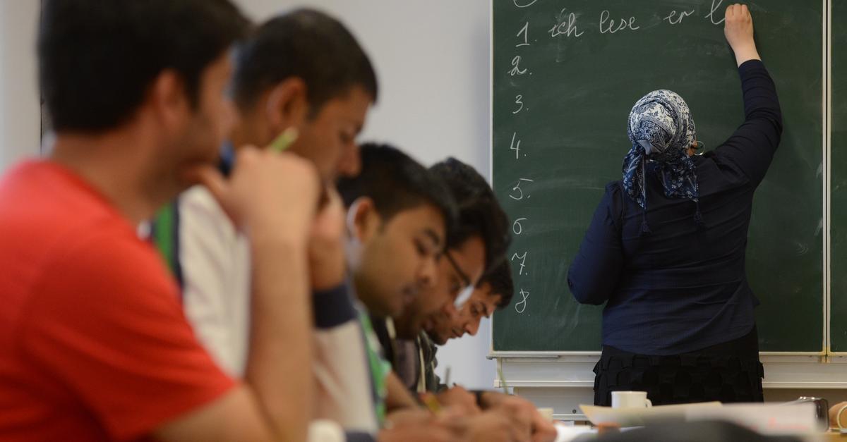 Sprachkurse im Lahn-Dill-Kreis: Wie Wartezeiten entstehen